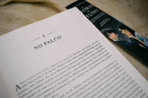 CCL - Cinema, Café e Livros: Livro: A Teoria de Tudo (Resenha)